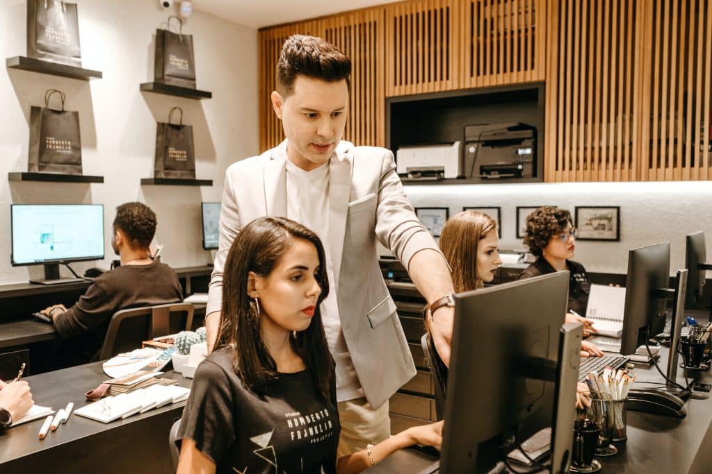 5 Things To Do When Your Boss Makes You Feel Incompetent