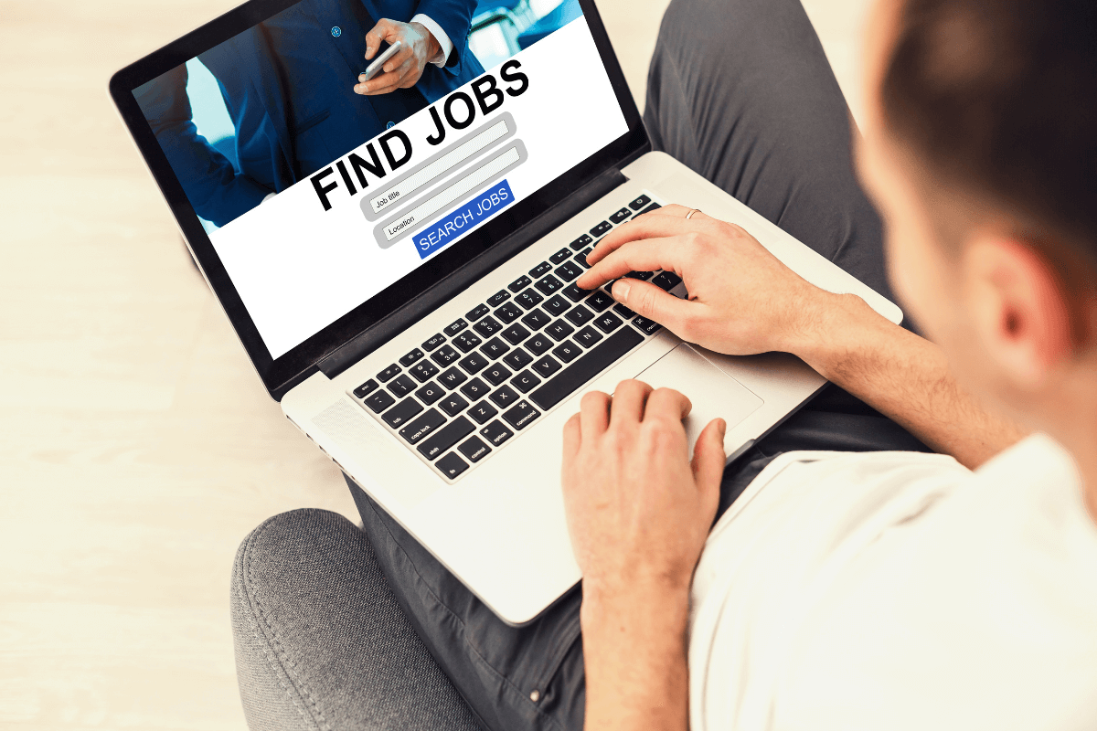 24 Best Websites to Find a Job in Singapore for 2024