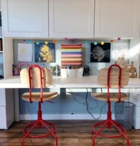 How to Decorate Your Office at Work - 8 Office Decor Ideas That Will ...