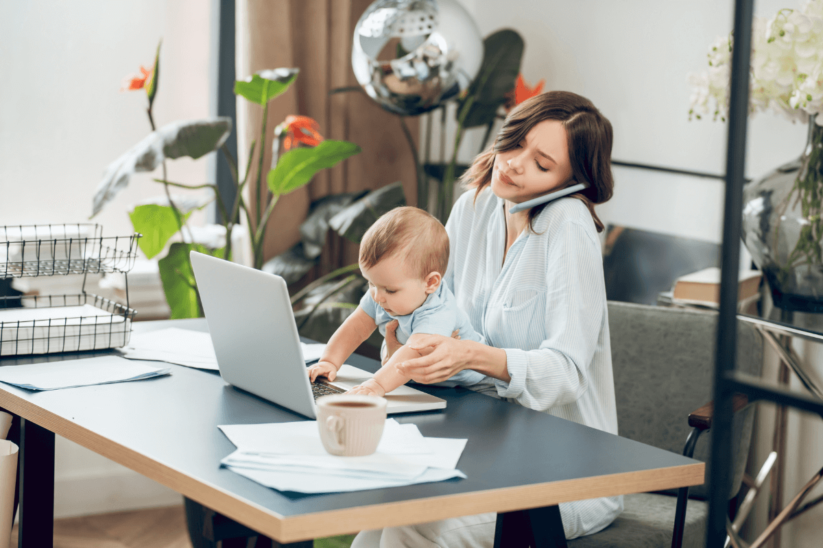 Practical Tips for Setting Boundaries as a Working Mom in the Workplace