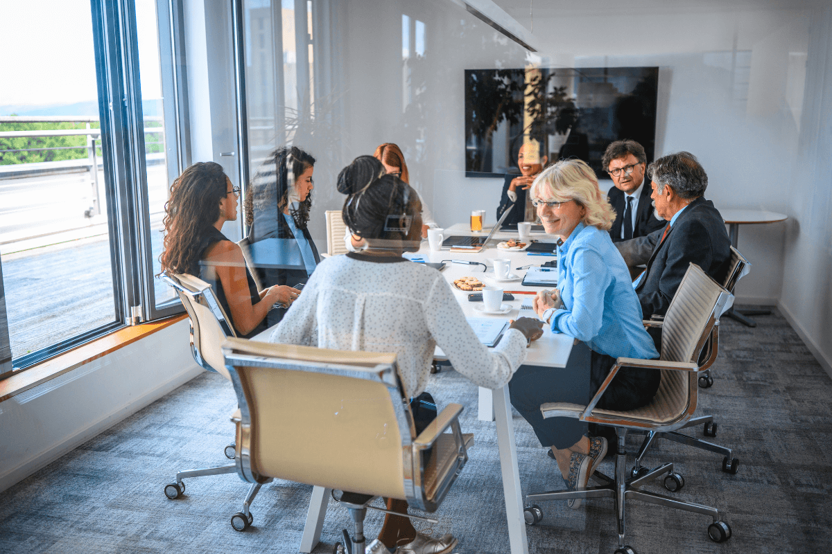 Host Productive Meetings With These 12 Leadership Meeting Topics