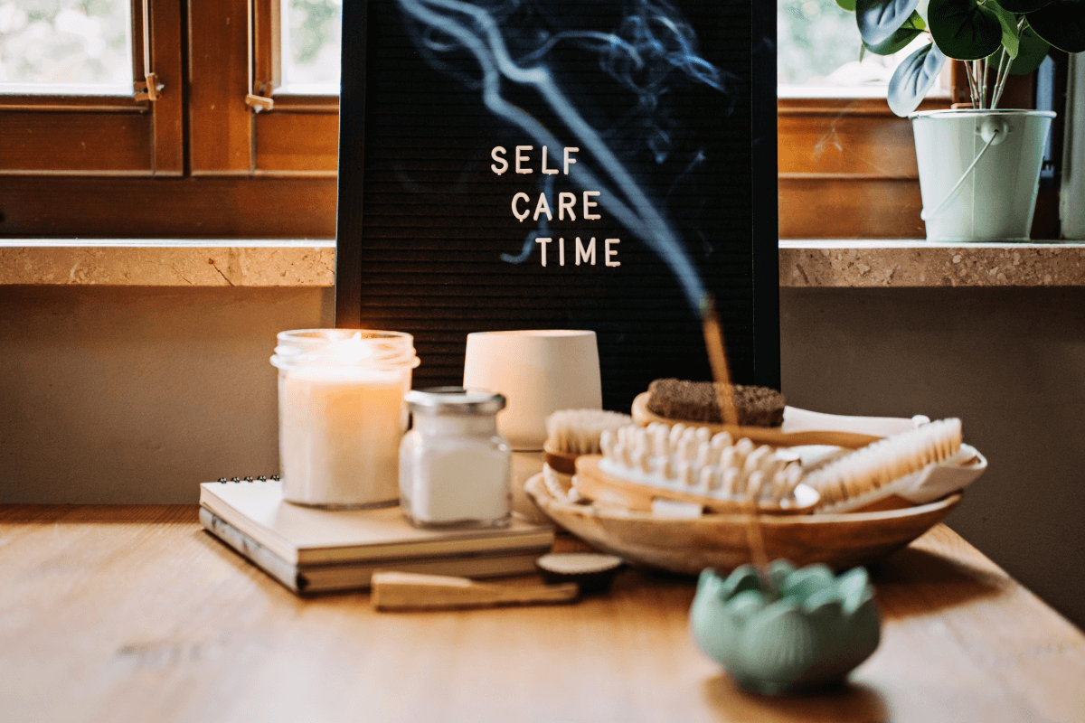 20 Practical Self-Care Strategies for Busy Working Moms at Home