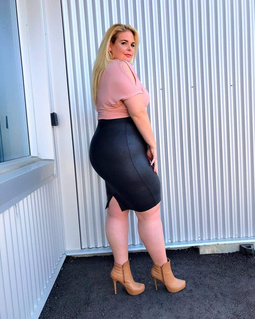 25 Stylish Plus-Size Business Casual Outfits for Women to Elevate Your ...