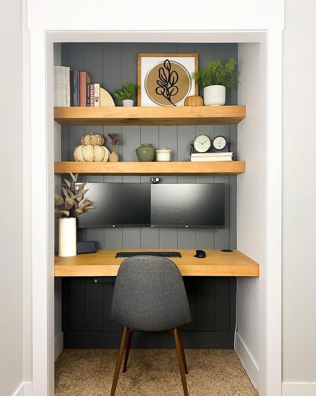 Closet Turned Office: 20+ Ingenious Ideas to Transform Your Storage ...