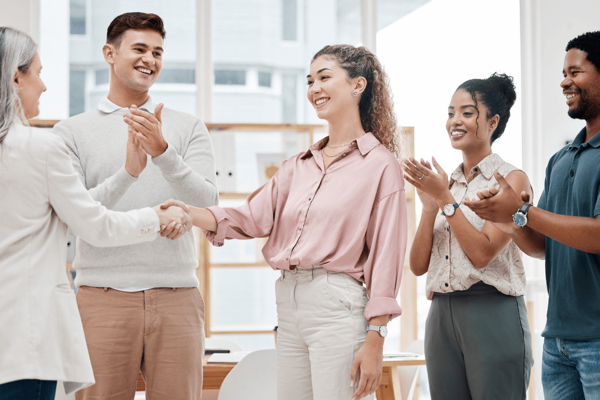 9 Best Employee Retention Strategies To Retain Excellent Employees