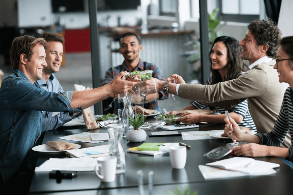 30 Employee Onboarding Gift Ideas That New Hires Would Be Thrilled To ...