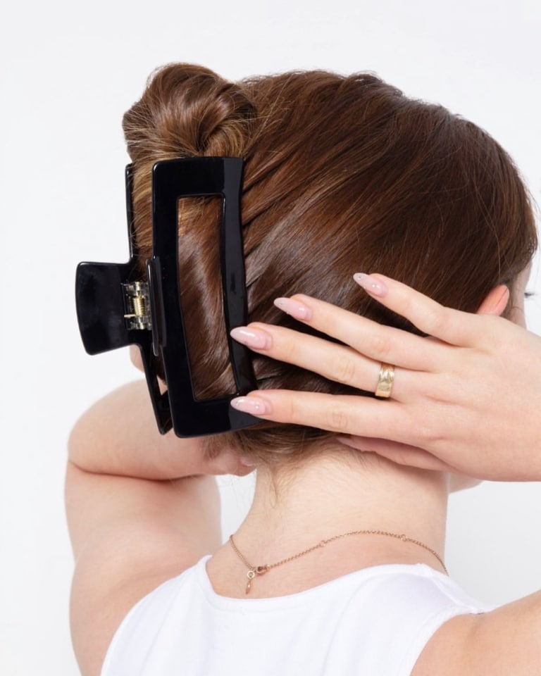 17 Easy Up Hairstyles For Work That Take Less Than 5 Minutes