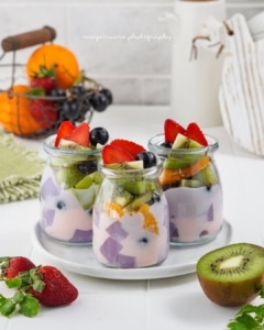 30 Quick & Easy At Work Breakfast Ideas For Busy Professionals