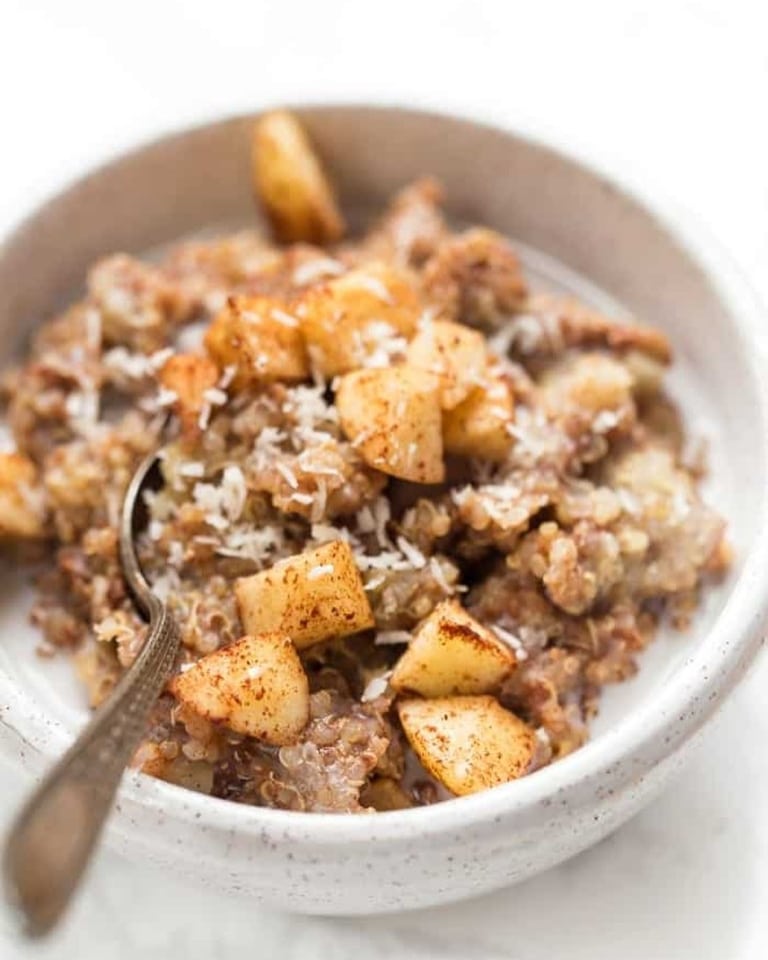 30 Quick & Easy At Work Breakfast Ideas For Busy Professionals