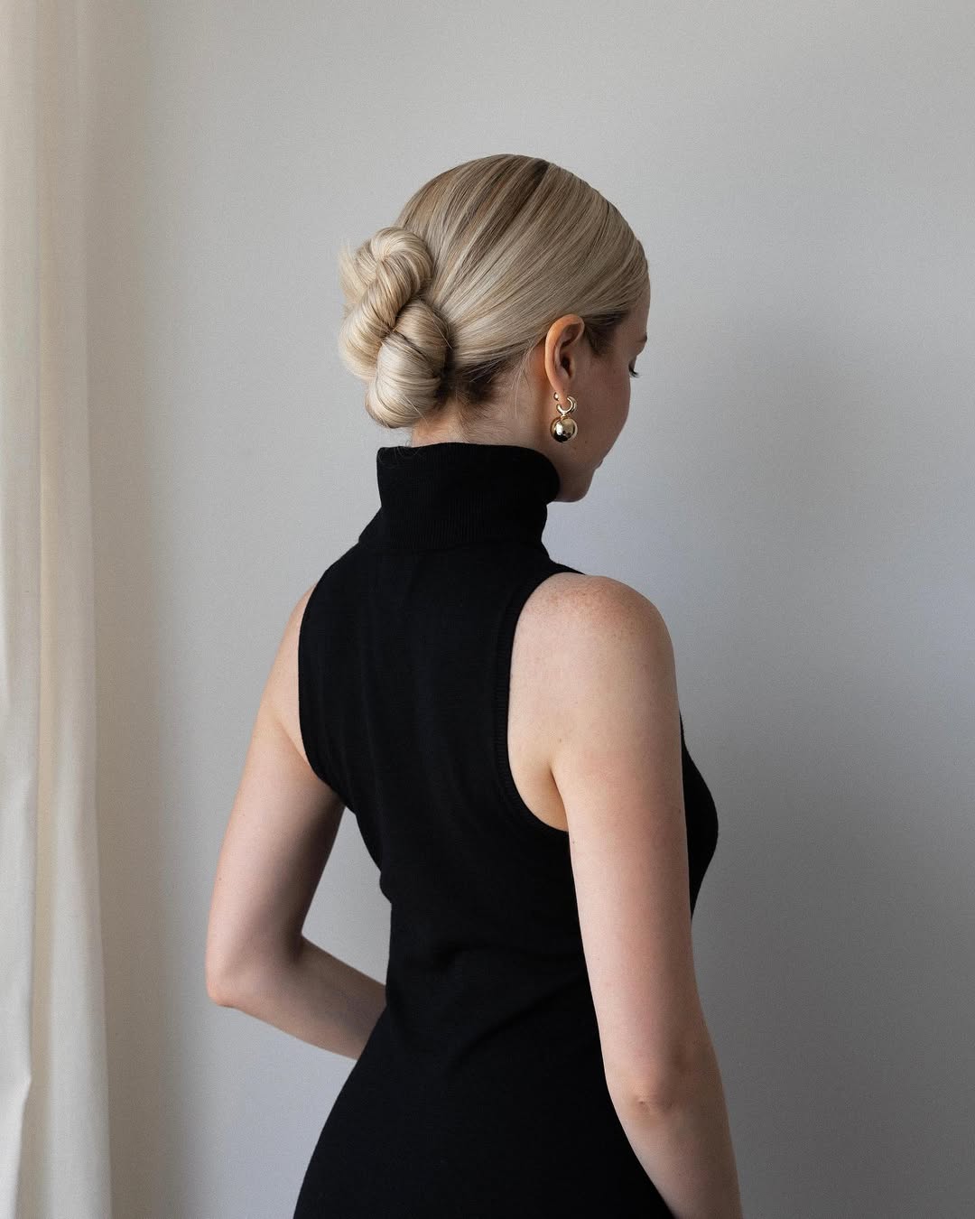30 Effortless Work Hairstyles for Long Hair to Master in Minutes