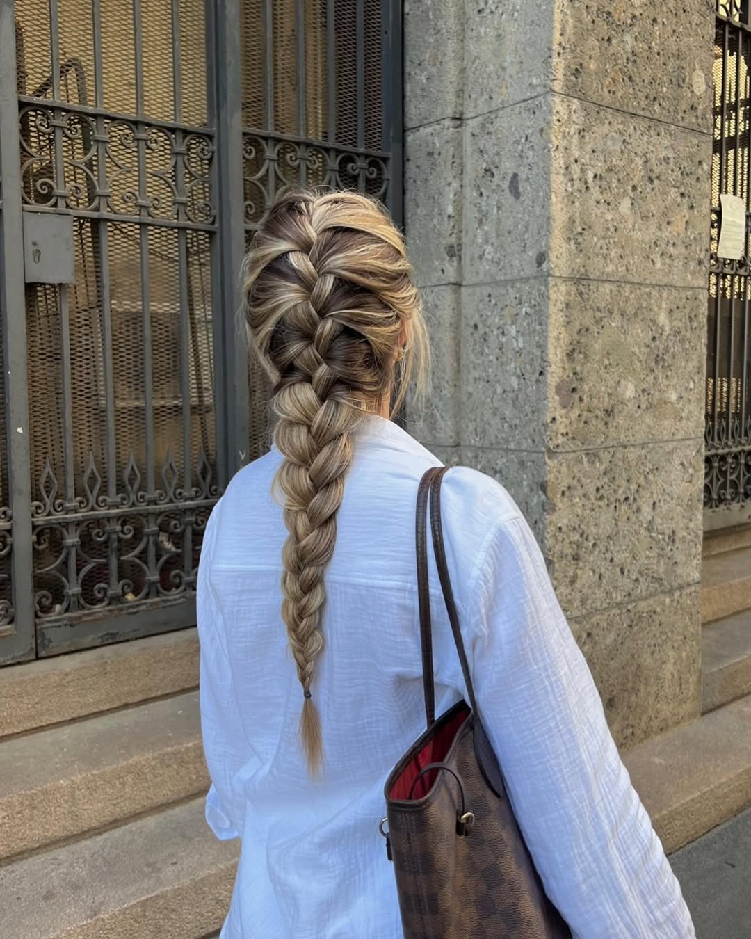 30 Effortless Work Hairstyles for Long Hair to Master in Minutes