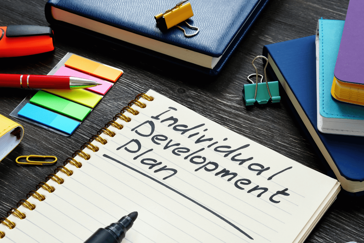 12 Effective Ways to Help Underperforming Employees Succeed