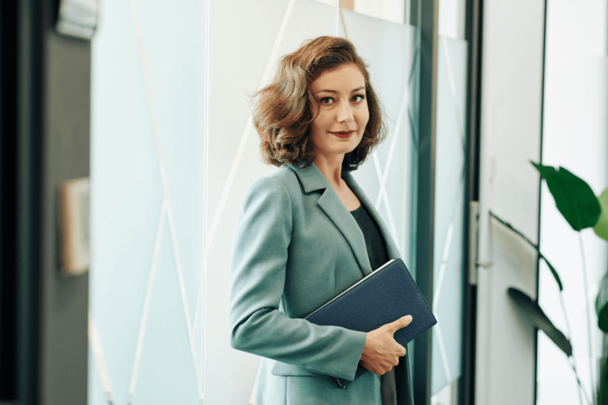 10 Ways on How to Be More Professional At Work (Without Being Boring)
