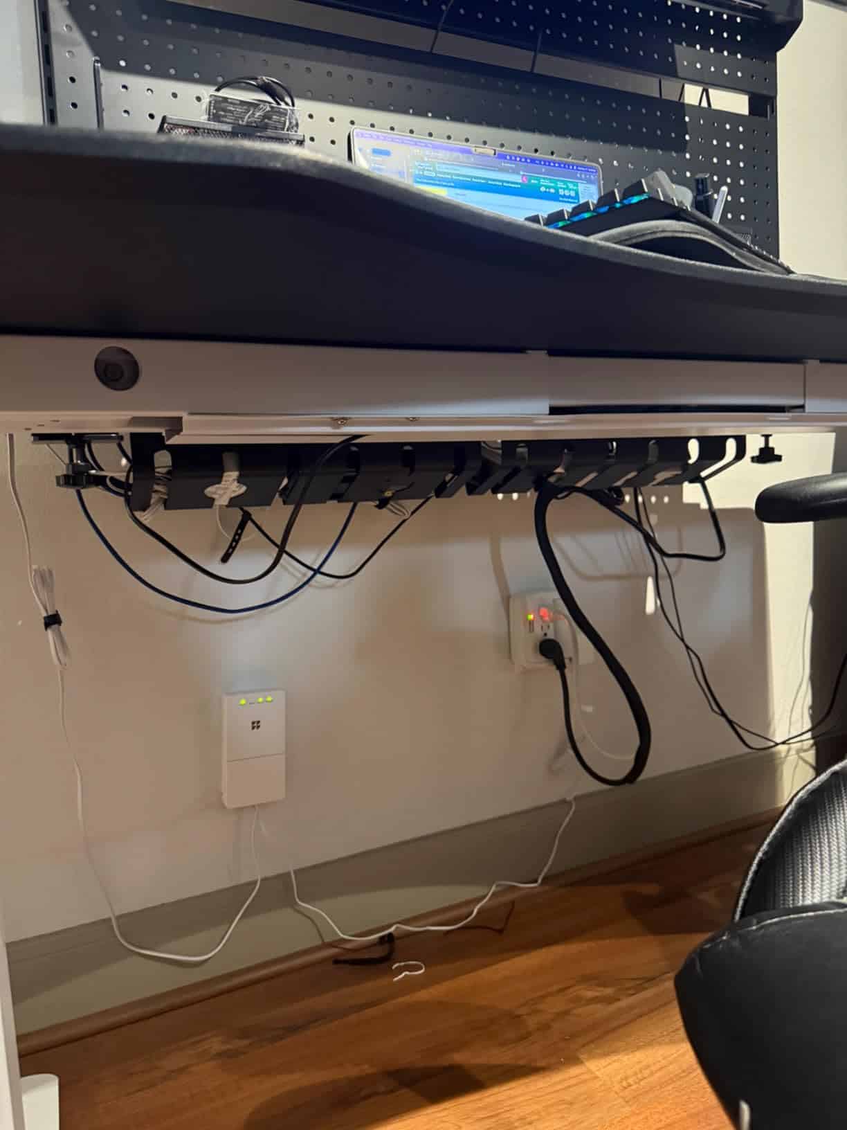 15 Hidden Cable Management Solutions for Desk Wires for a Clean Look