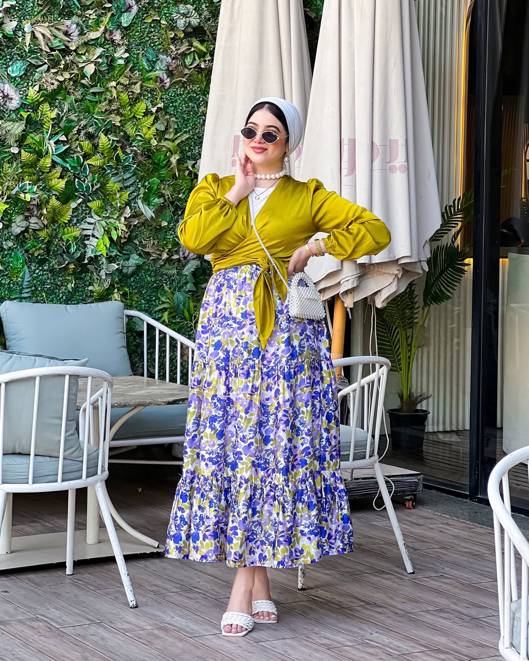 17 Unexpected Outfit Color Combination for Women (Stylish & Modern)